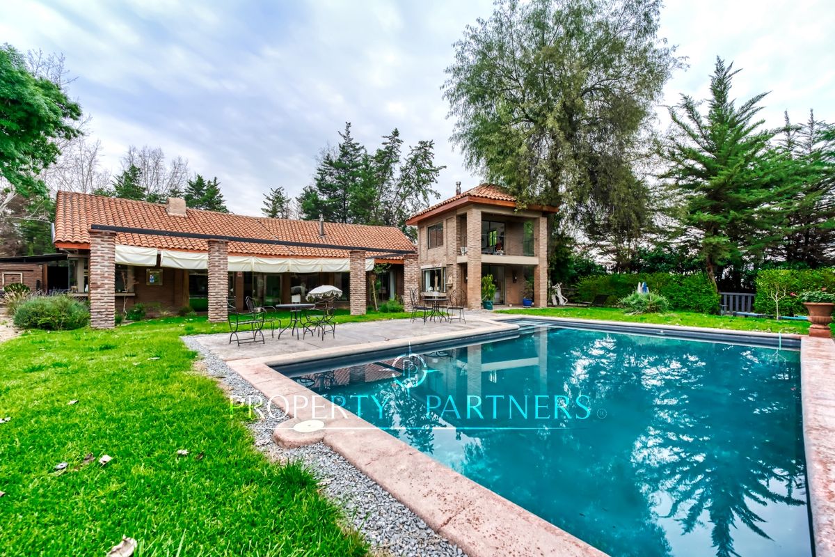 Casa con agua propia y excelente conectividad, negocio familiar en ...