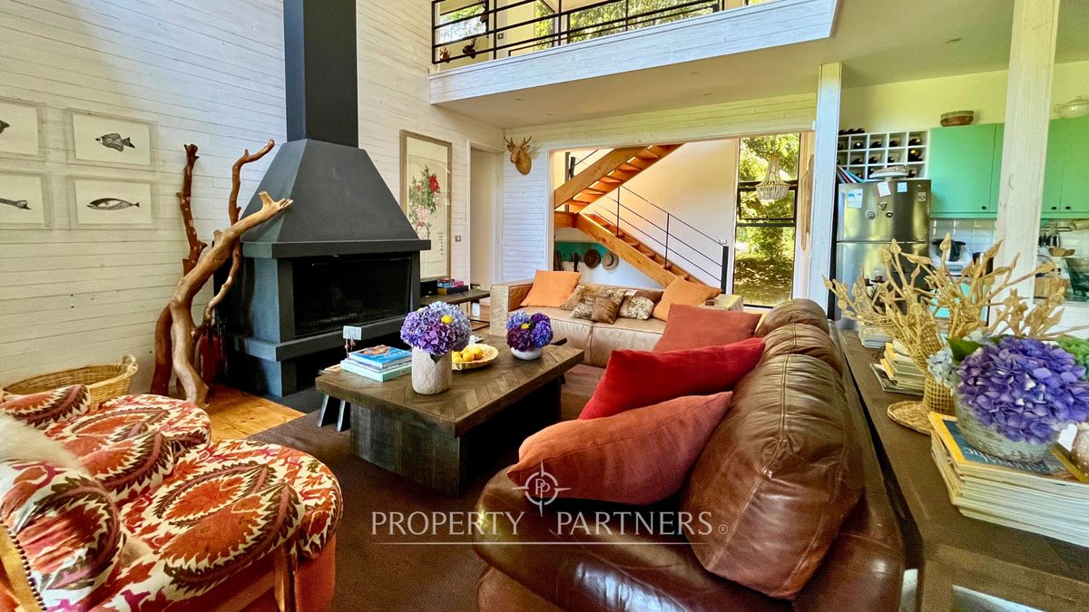 Amplia casa en lugar exclusivo en Playa Monje, Panguipulli, Región de ...