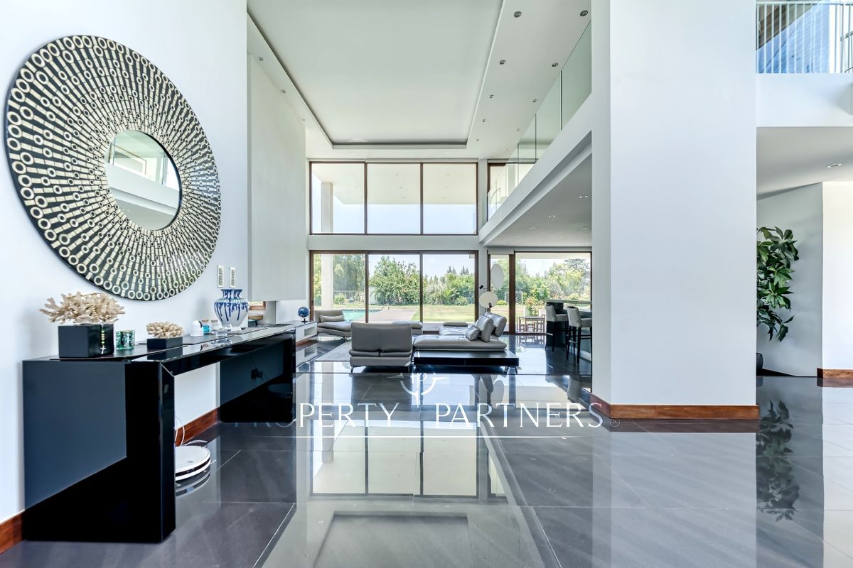 Casa moderna con amplios espacios en Las Brisas de Chicureo en Las Brisas, Colina, Región ...